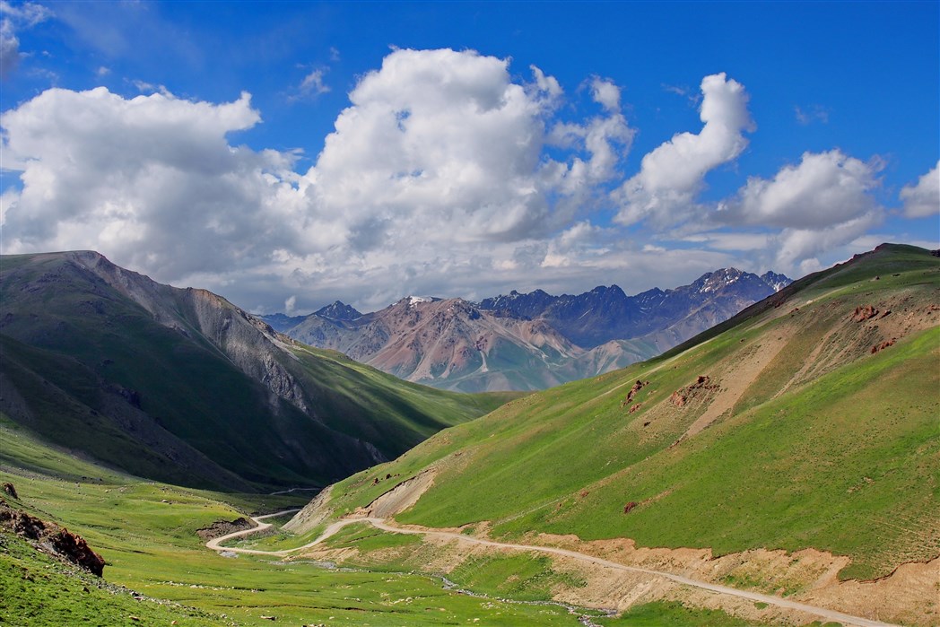 Nomadic Wonders: A Jeep Adventure to Song Kul Lake